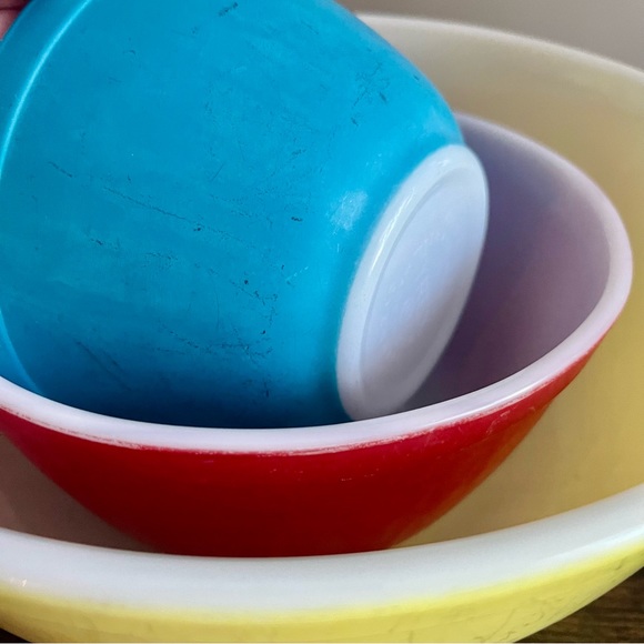 Pyrex | Kitchen | Pyrex Vintage Nesting Mixing Bowls 3 | Poshmark